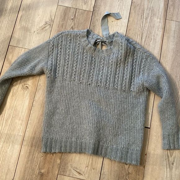 aerie | Sweaters | Aeriemedium Sweater W Keyhole Ribbon Back | Poshmark